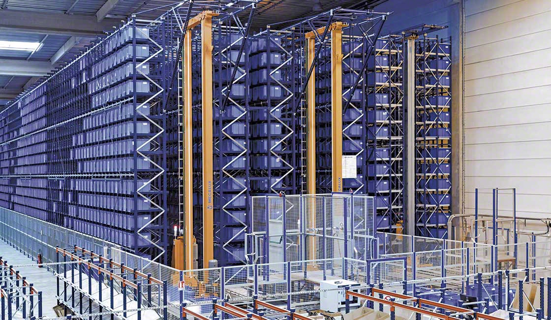 Automated stacker cranes and their uses - Interlake Mecalux