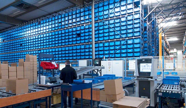 Automated systems examples: warehousing - Interlake Mecalux