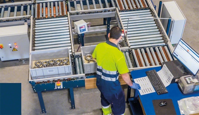 Cluster picking for speedy order fulfillment - Interlake Mecalux