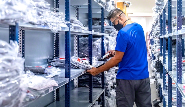 SKU velocity and warehouse slotting - Interlake Mecalux