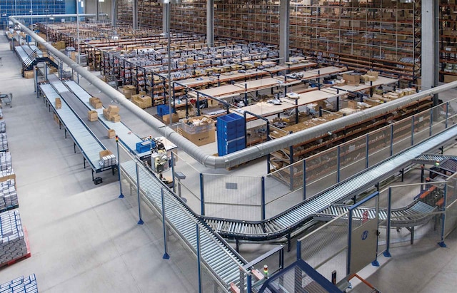 Warehouse Optimization: Maximize storage capacity - Interlake Mecalux
