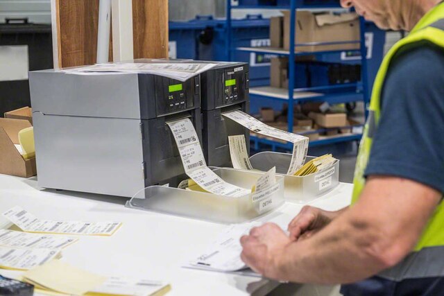 Order processing: all you need to know - Interlake Mecalux