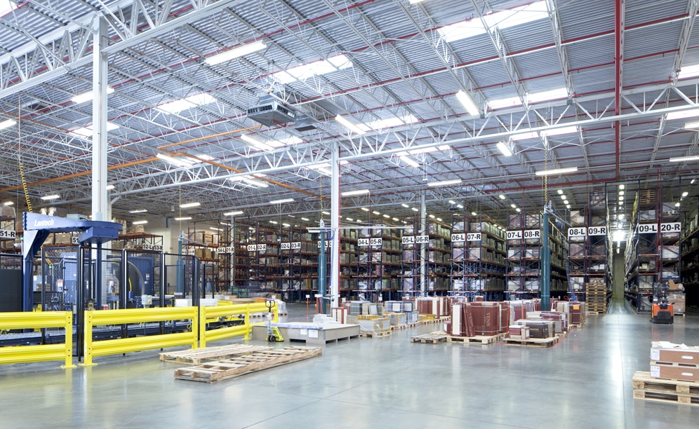 Cantilever, Wide Span and Pallet Racking for Porcelanosa - Interlake ...