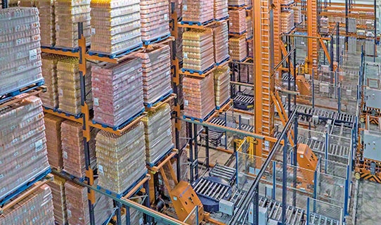 [Vídeo] Warehouse transformation: manual to automated - Interlake Mecalux