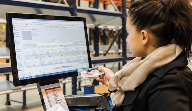 4PL: supply chain outsourcing - Interlake Mecalux