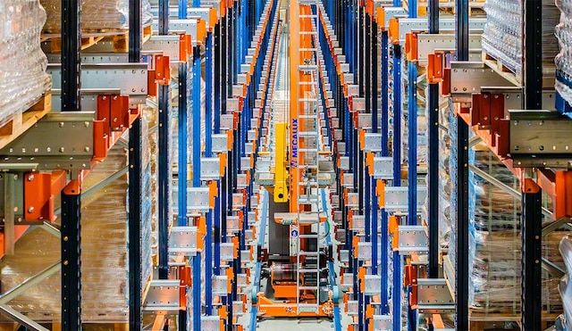 Benefits of AI in warehouse management - Interlake Mecalux