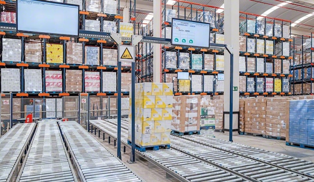 Consignment inventory in logistics - Interlake Mecalux