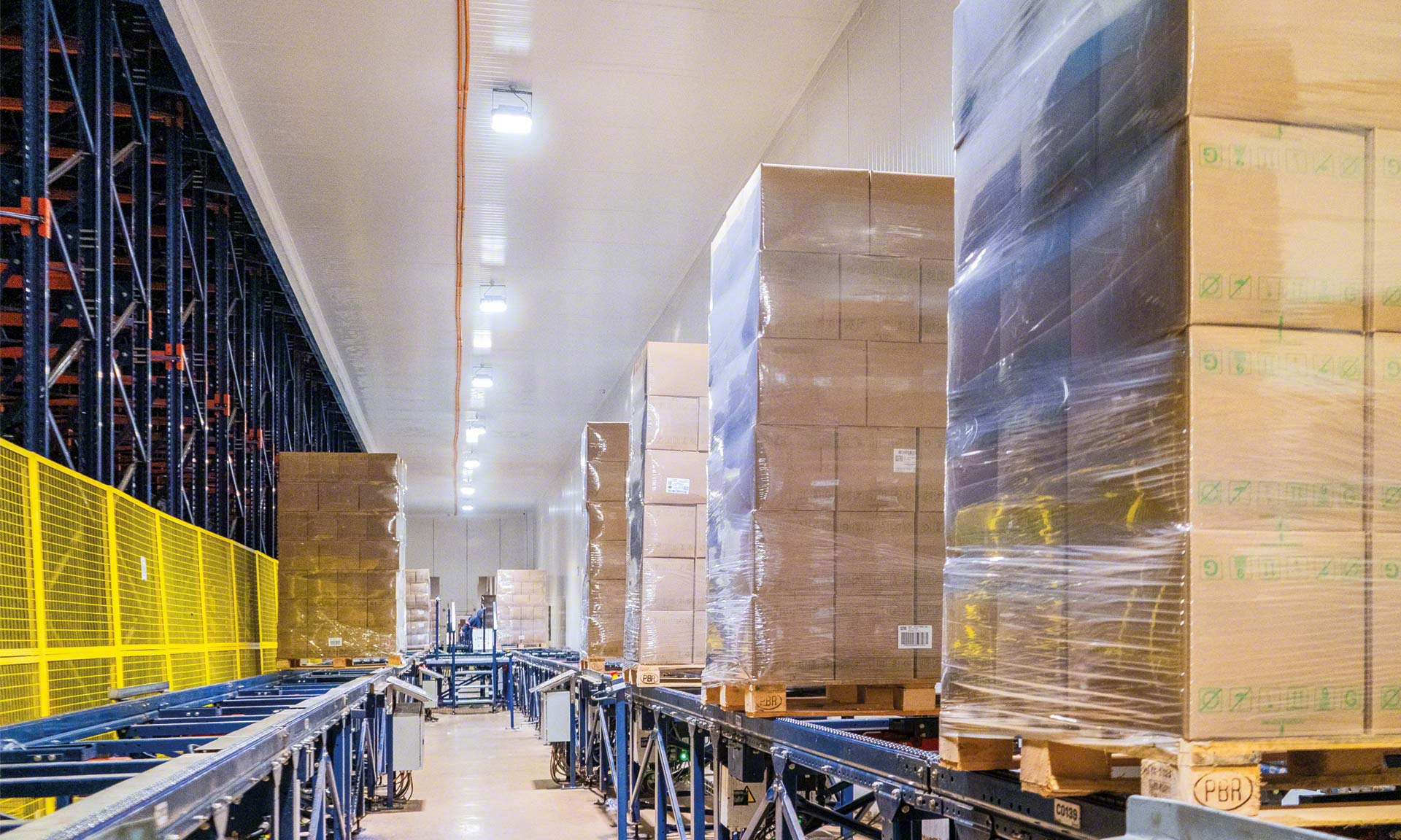 Continuous production: Always on the job - Interlake Mecalux