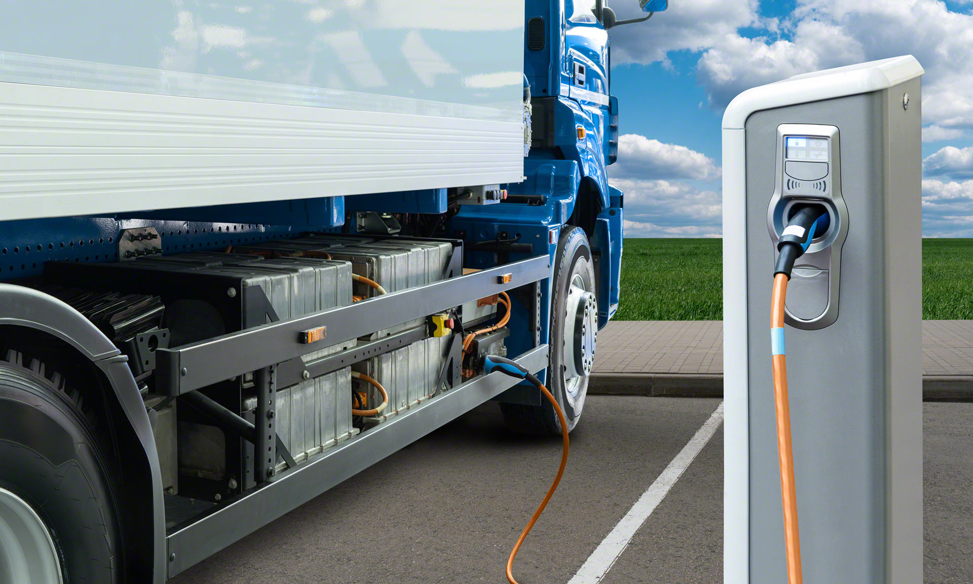 Electric vehicles in logistics & transportation - Interlake Mecalux