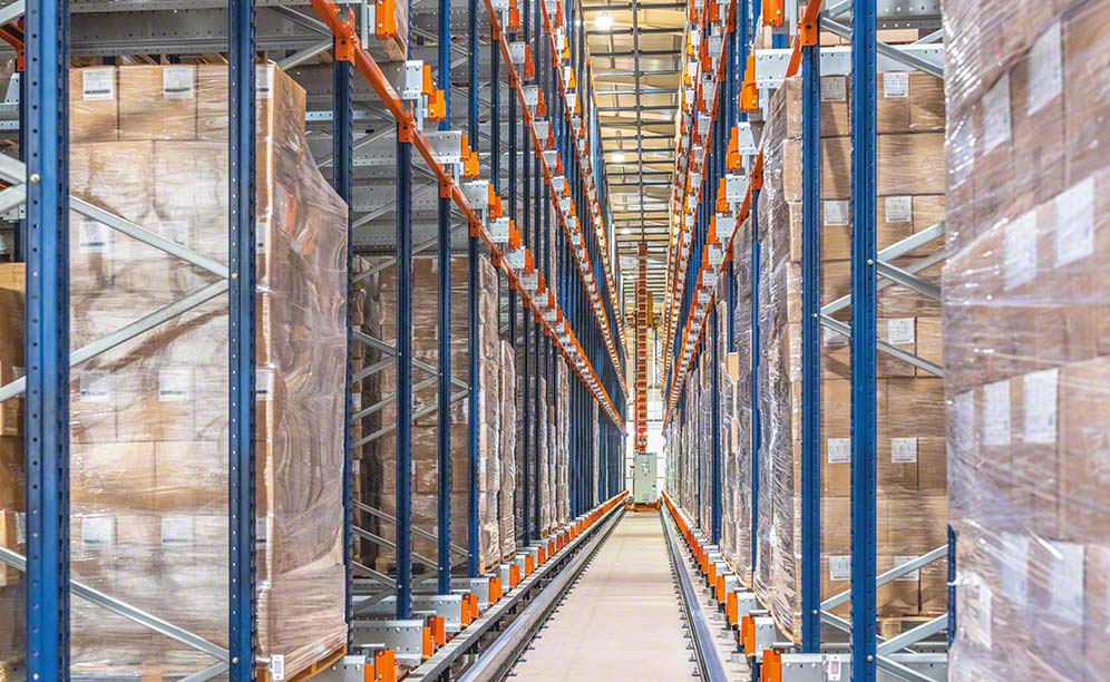 ADA automates its medical supply factory - Interlake Mecalux