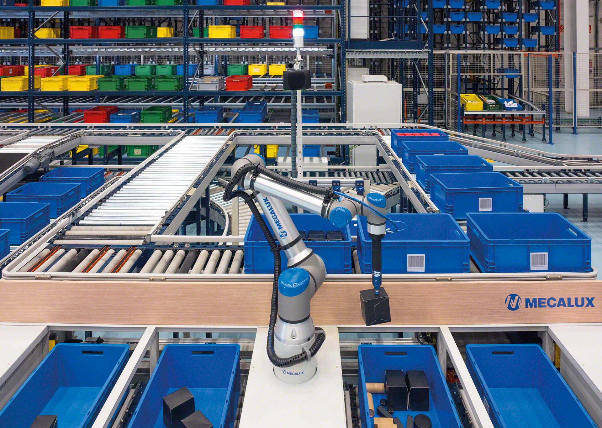 Mecalux and Siemens have joined forces to optimize order fulfillment - Interlake Mecalux