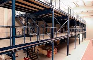 Mezzanine Floor Racking Systems - Interlake Mecalux