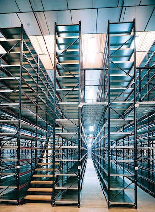Wide Span Shelving | Wide Span Storage Racks - Interlake Mecalux