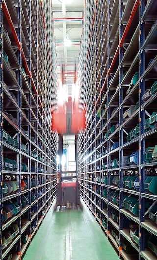 Wide Span Shelving | Wide Span Storage Racks - Interlake Mecalux